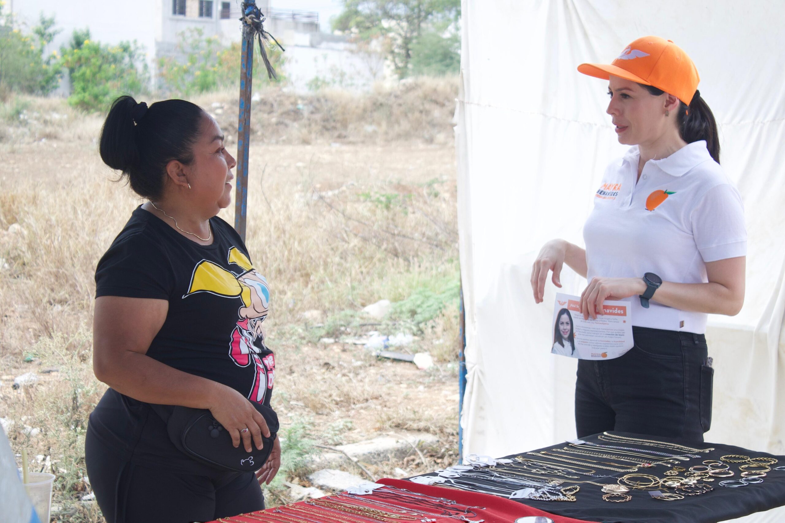 Comerciantes respaldan candidatura de Mayra Benavides - Daisy Herrera