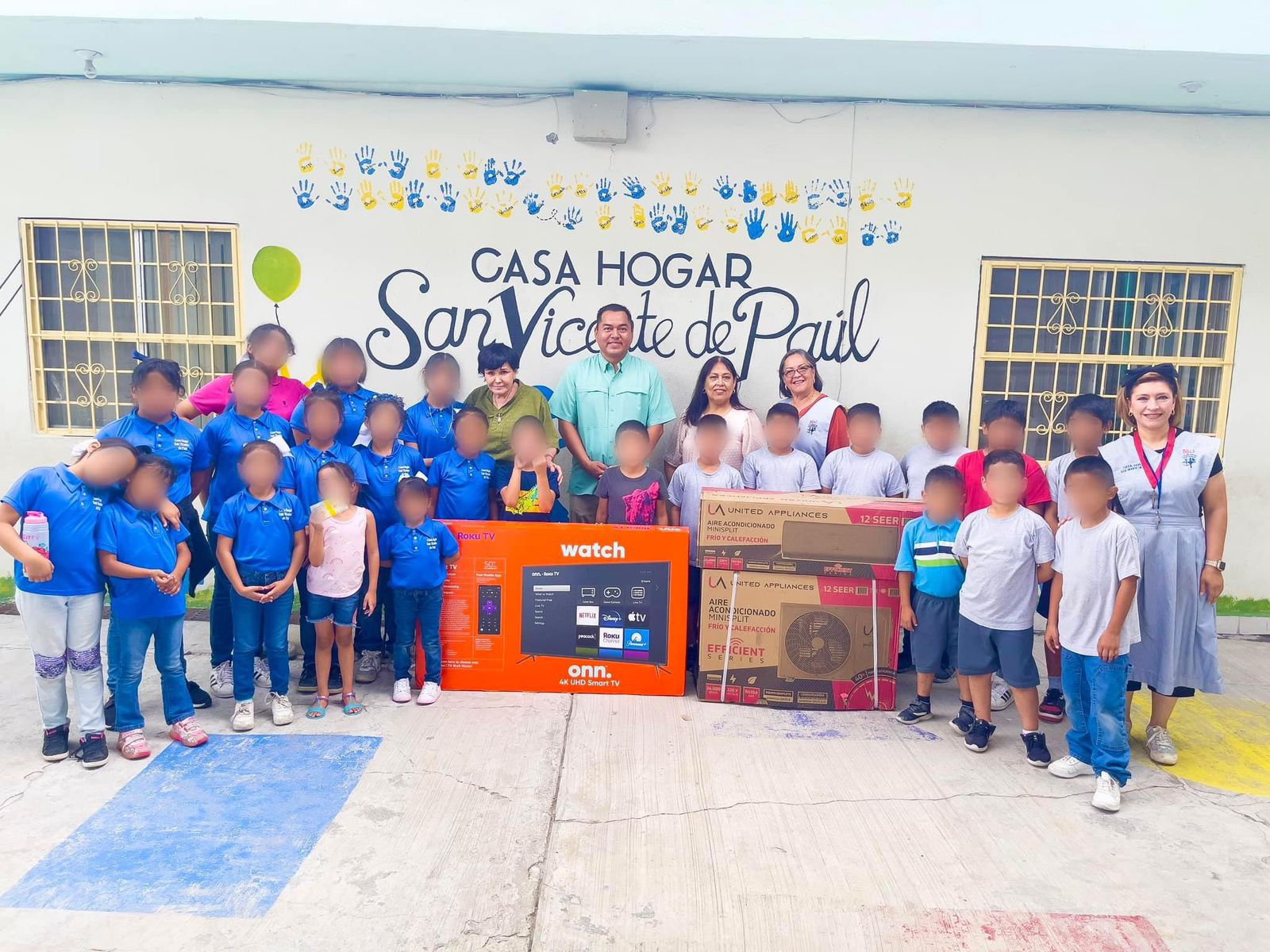 Marco Montalvo apoya a niños de Casa Hogar - Daisy Herrera