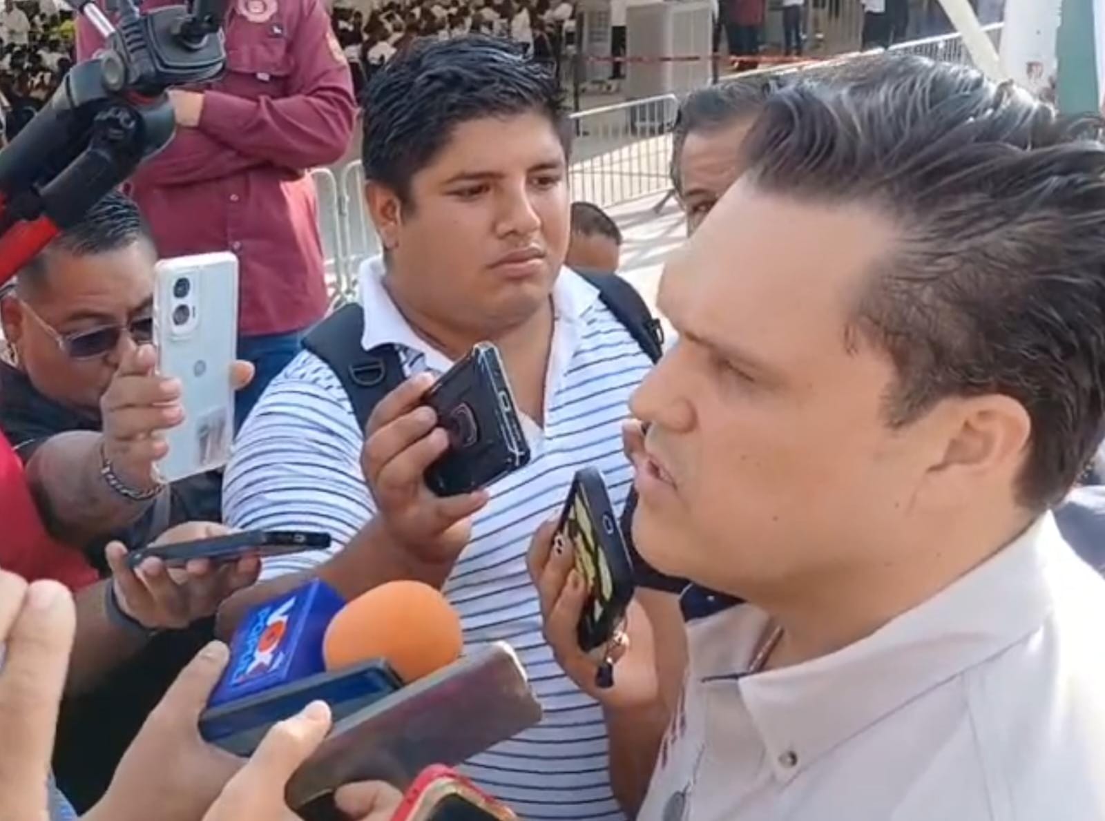 Prieto: Mario López debe dar la cara por polémica de la visa - Daisy ...